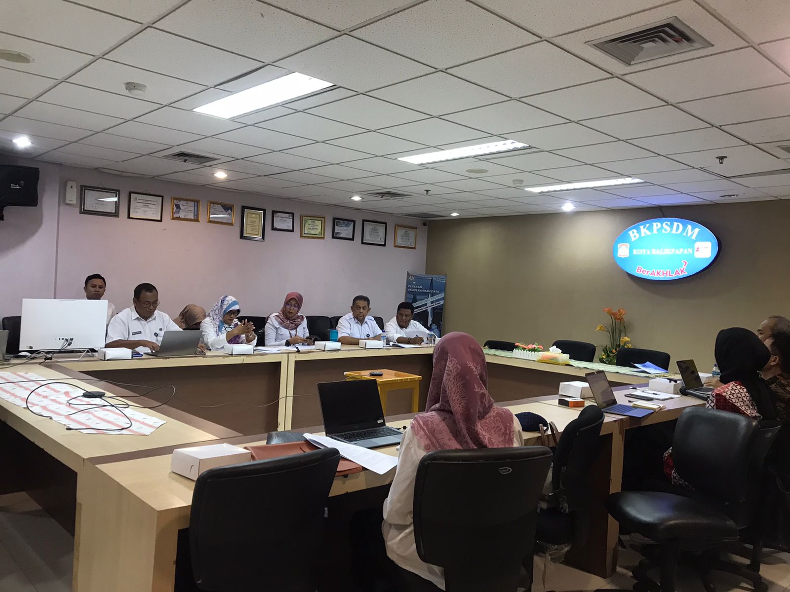 Kajian Penyusunan Pola Karier BKPSDM Kota Balikpapan – Pusat Studi ...